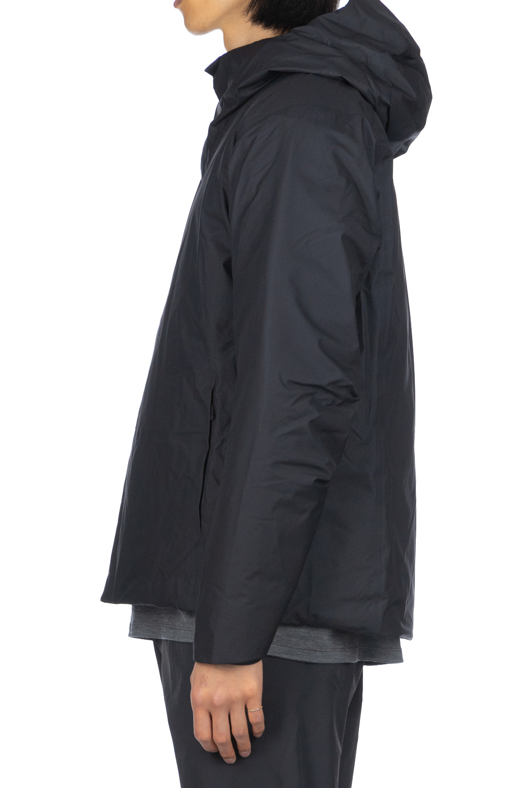 Arcteryx Veilance | Altus Down Jacket Men's - Black | Men | Blue Button Shop